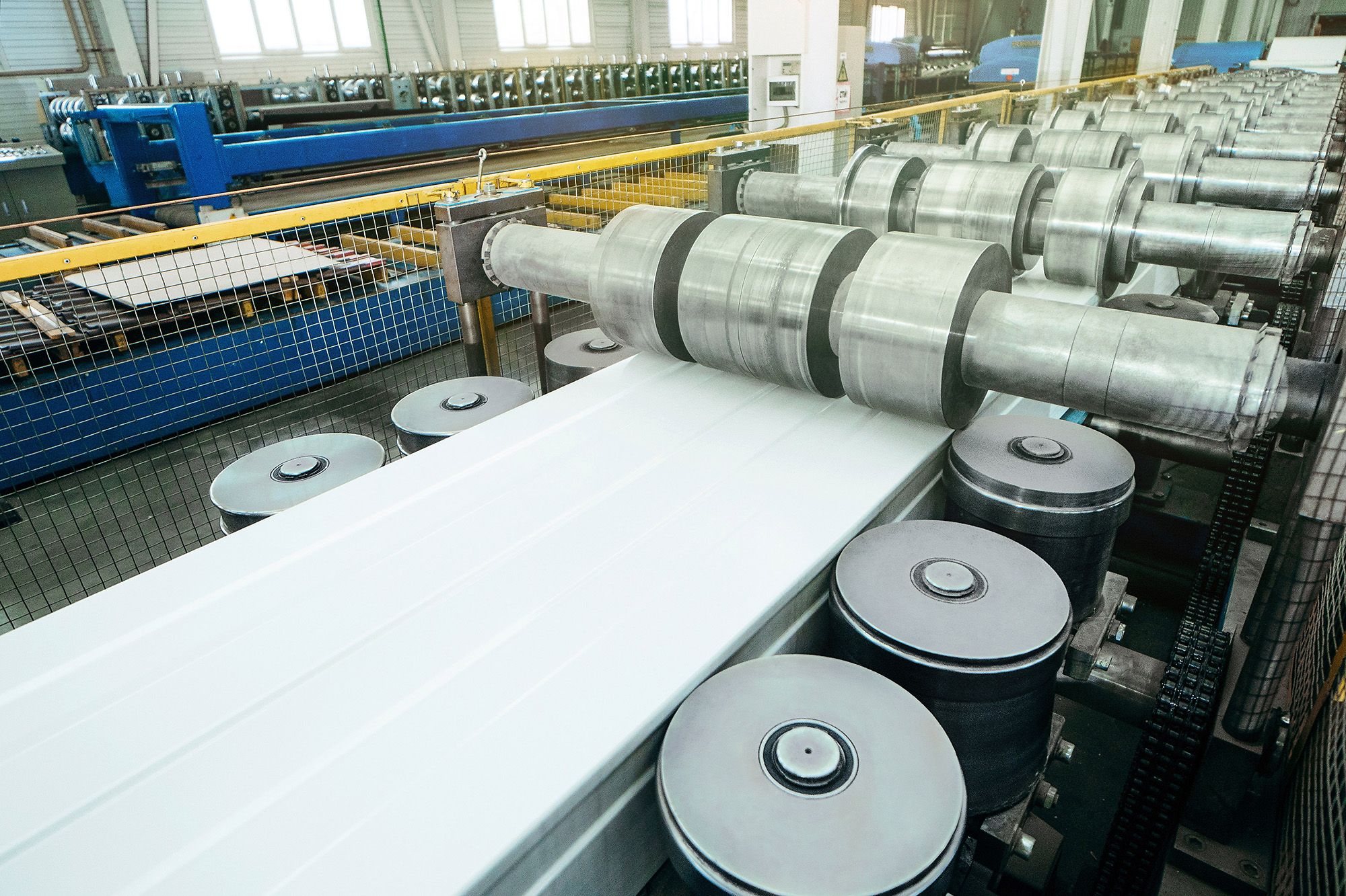 Smart Multilayer AlN Substrate and Packaging | TDK Electronics - TDK Europe