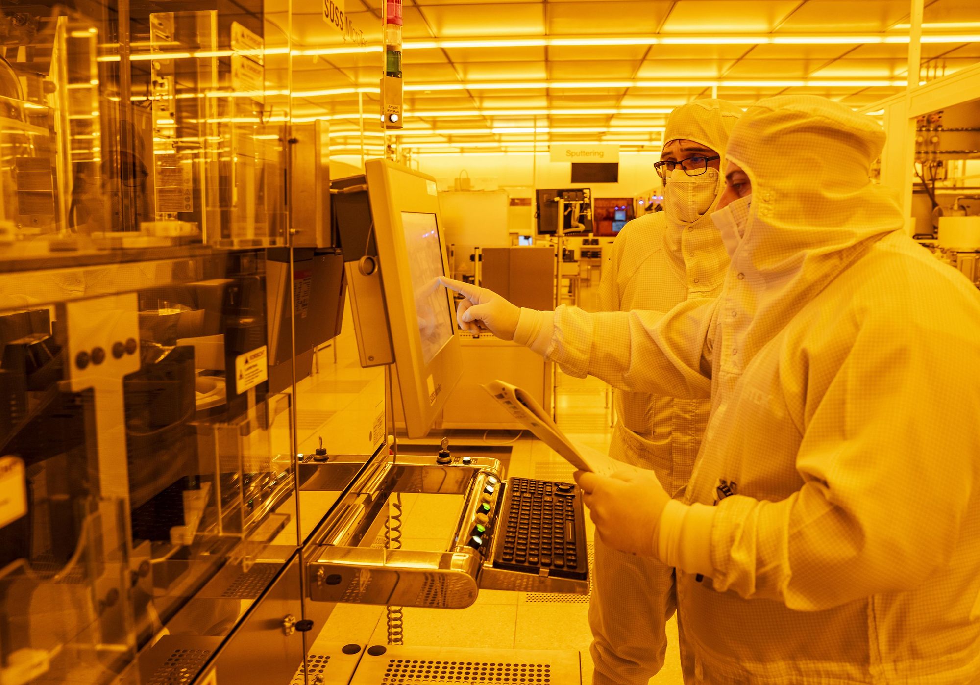 2D piezo MEMS µ‑mirror – enabling next-generation AR/VR | TDK ...